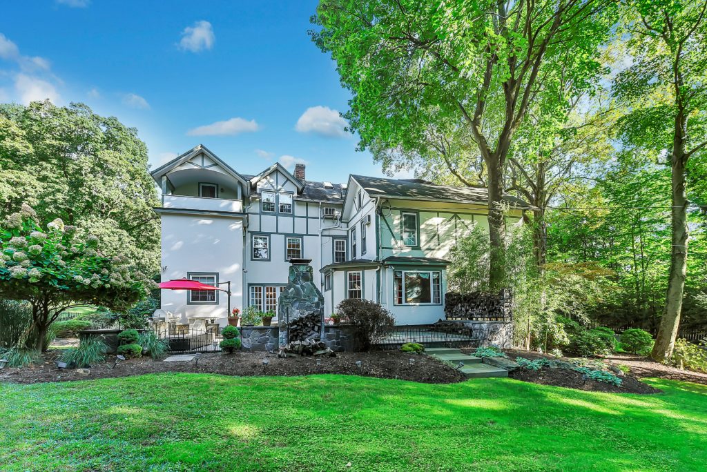 843 Closter Dock Rd, Alpine, NJ 07620 - SOLD - NJ Lux Real Estate