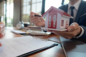 Amendment Vs. Addendum in Real Estate: Which to Use?